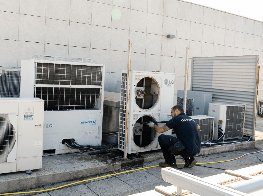 Mantenimiento del sistema de climatización en las oficinas Ciset