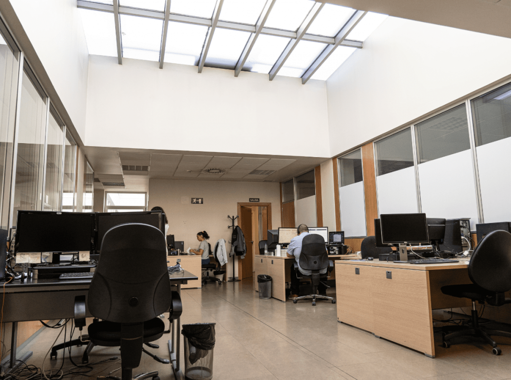 Mantenimiento del sistema de climatización en las oficinas Ciset